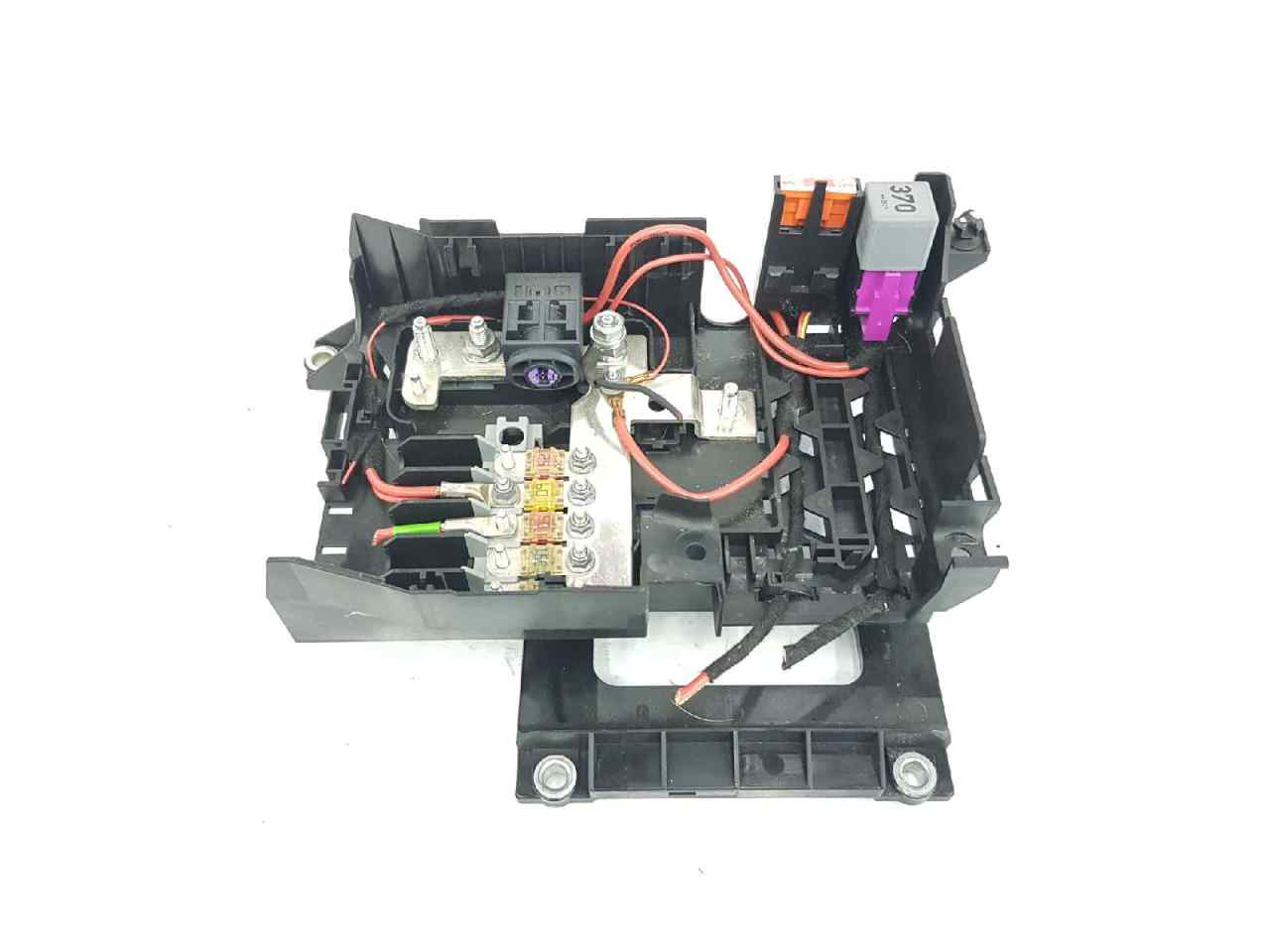 Fuse box AUDI Q7 (4LB) 3.0 TDI quattro 5255631 | B-Parts