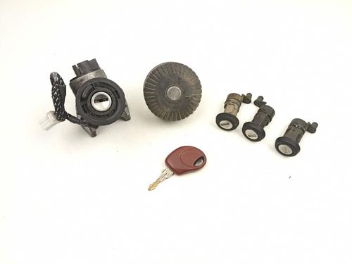 Ignition barrel FIAT DUCATO Bus (230_) 1.9 D 7180634 | B-Parts