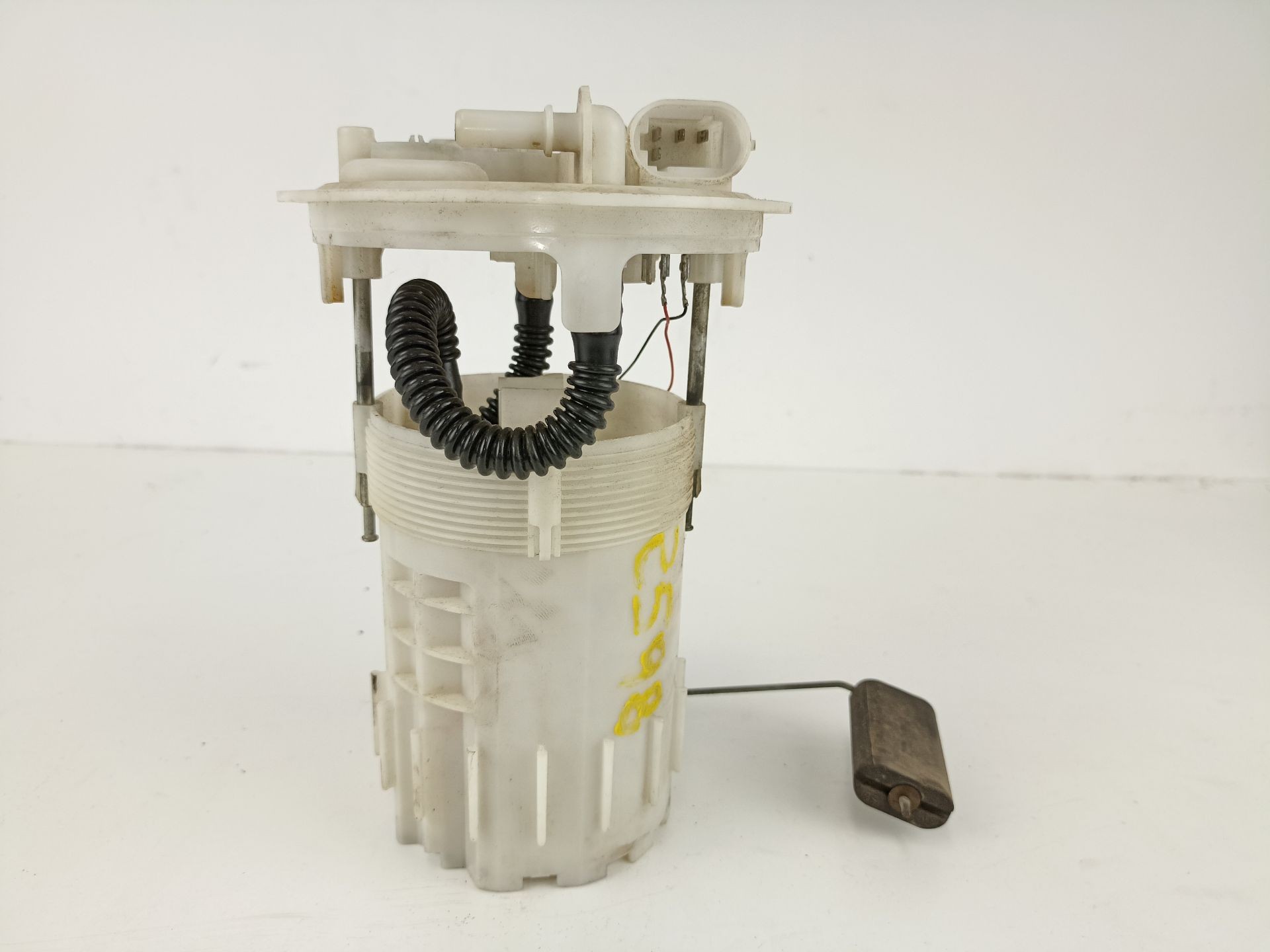 Fuel pump NISSAN PRIMASTAR Bus (X83) 12002424 | B-Parts