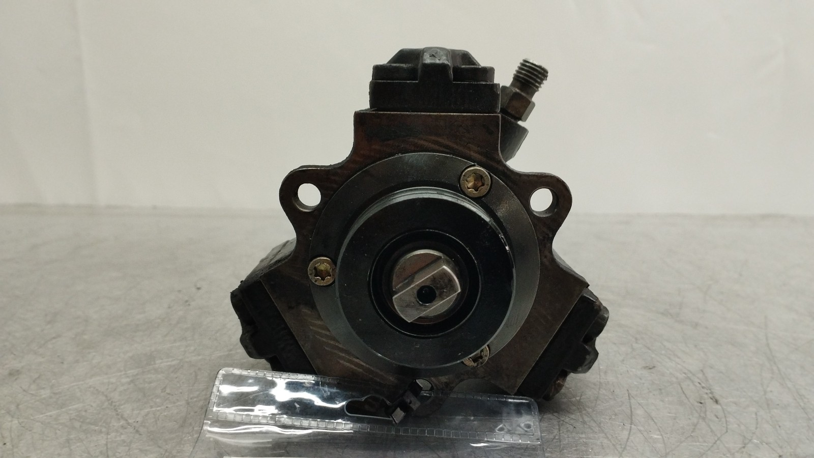 Injection pump MERCEDES-BENZ C-CLASS (W203) C 200 CDI (203.004) 9802037 ...