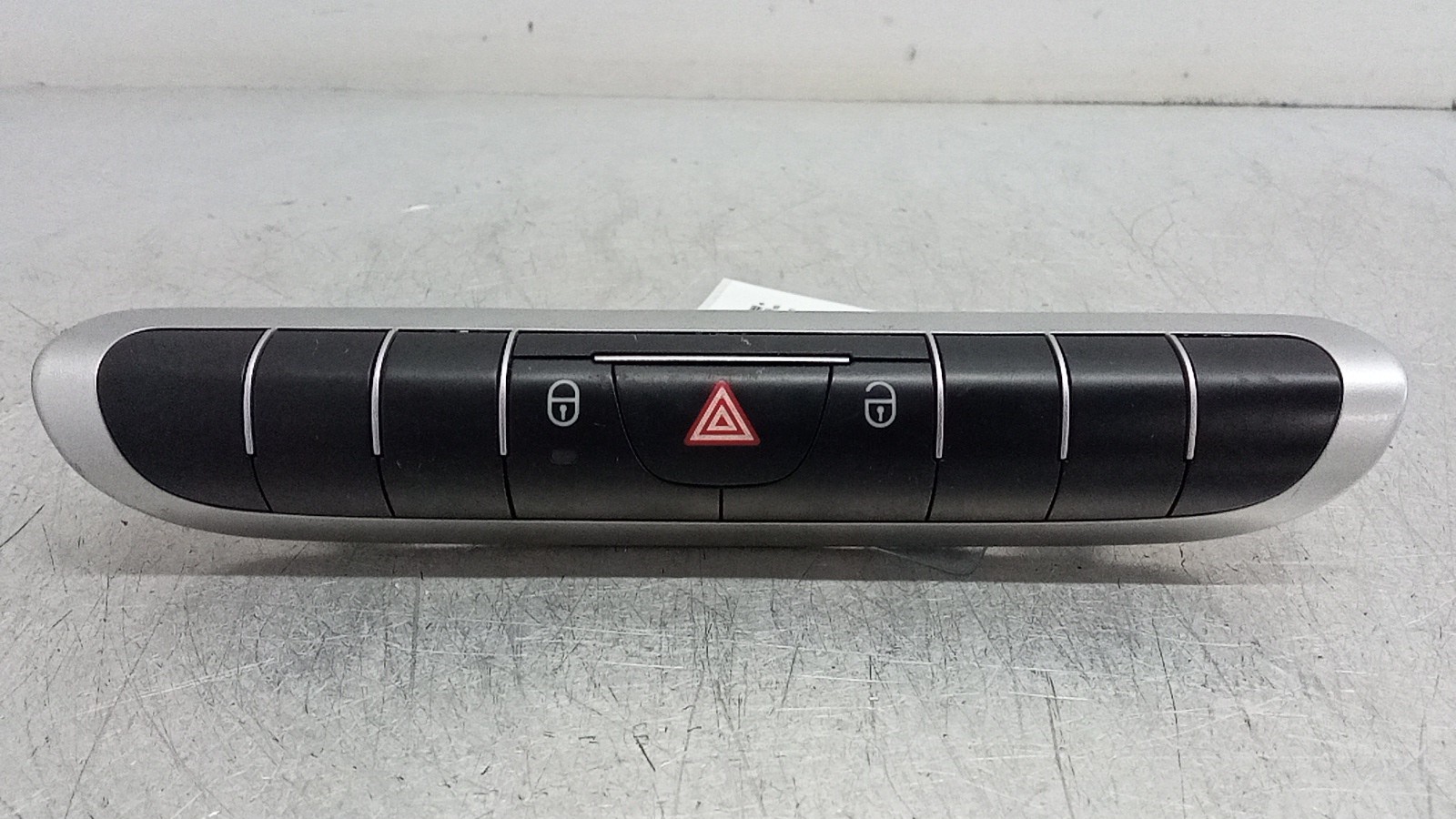 Switch SMART FORTWO Coupe (451) 0.8 CDi (451.300) 9798028 | B-Parts