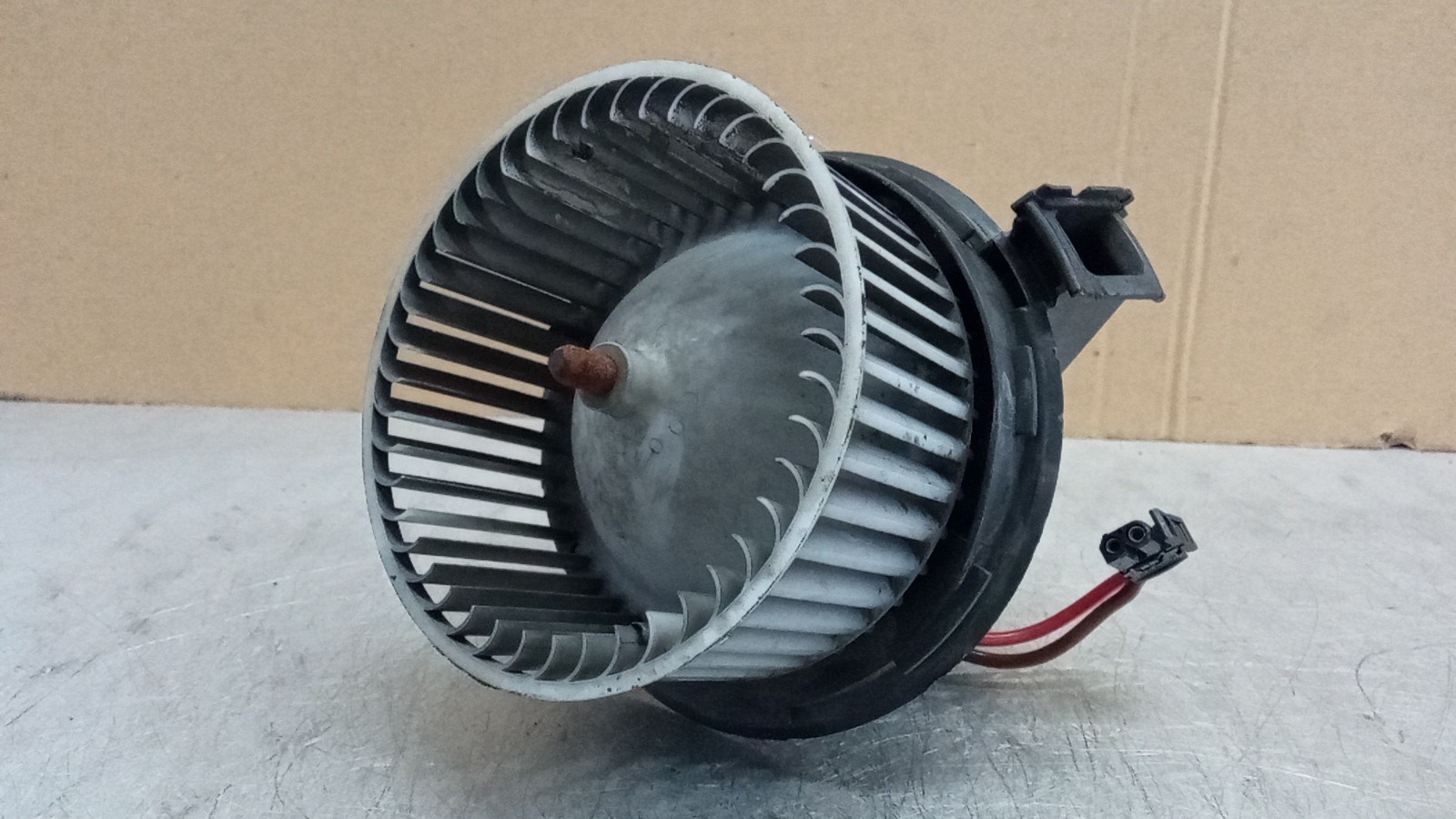Heater blower motor MERCEDES-BENZ C-CLASS (W204) C 180 Kompressor (204. ...