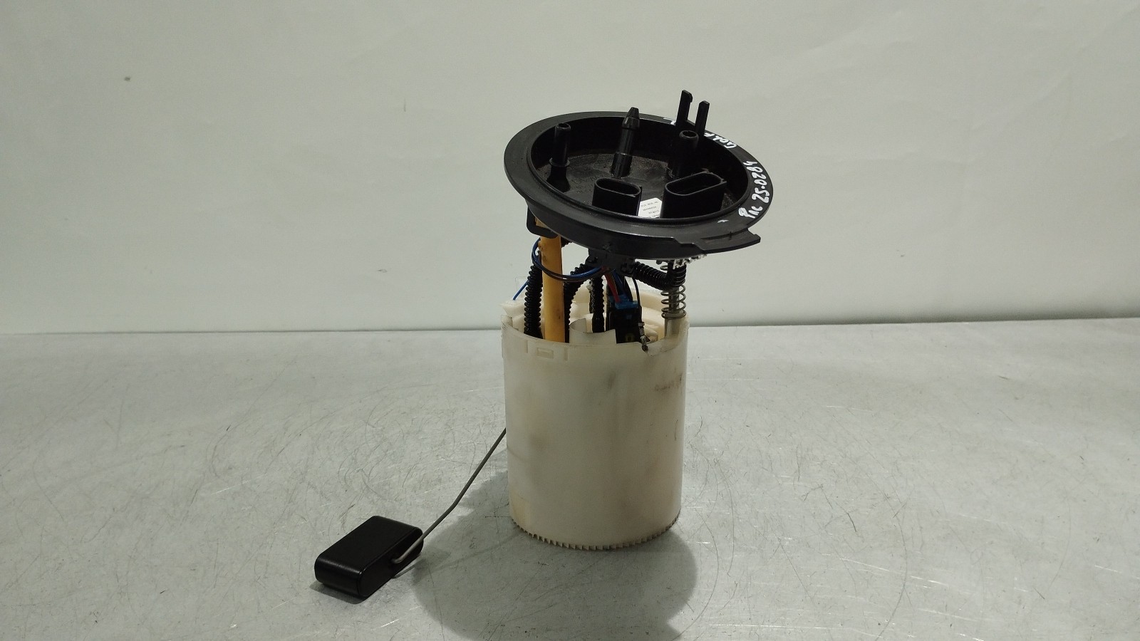 Kraftstoffpumpe VW GOLF VII Variant (BA5, BV5) 1.6 TDI 27341155 | B-Parts