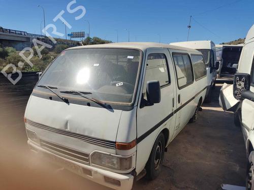 Pare-chocs arrière NISSAN VANETTE Van (_C22) 2.0 D (C22, GC22) 12271626 | B-Parts