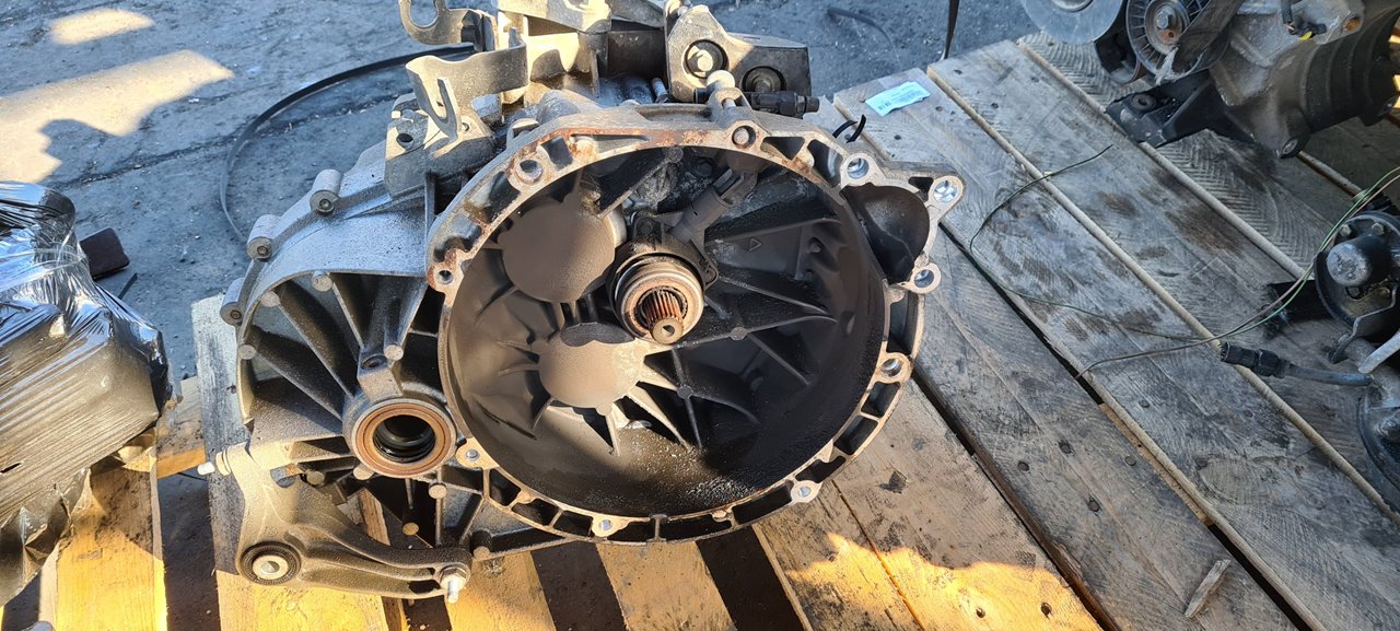Manual gearbox FORD FOCUS C-MAX (DM2) 2.0 TDCi 10131137 | B-Parts