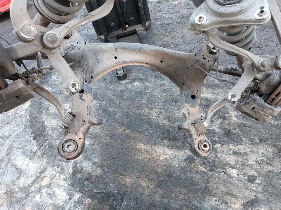 Berceau moteur AUDI A6 C6 (4F2) 10931806 | B-Parts