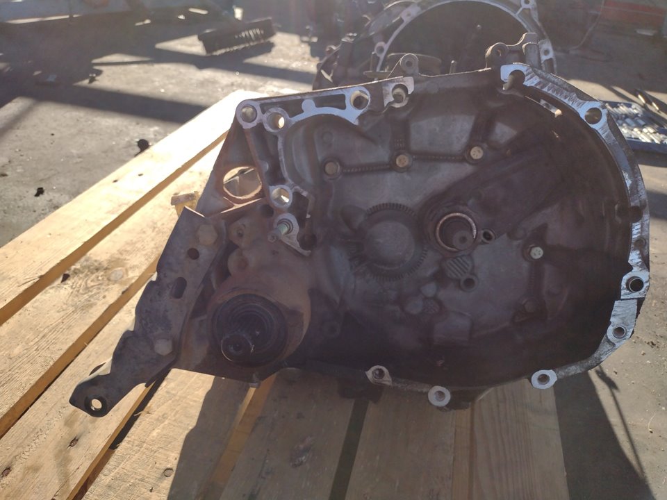 Manual gearbox RENAULT RAPID Box Body/MPV (F40_, G40_) 1.6 D (F404 ...