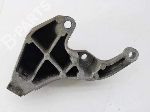 Engine mount VOLVO V40 Hatchback (525) D2 10347810 | B-Parts