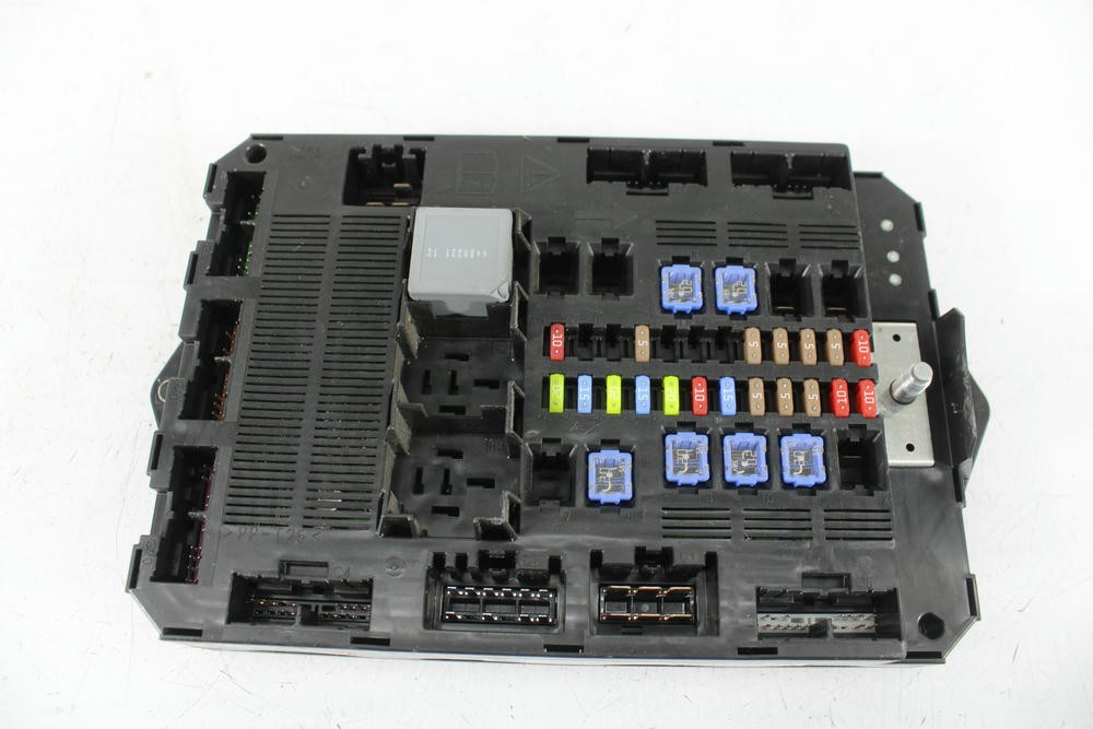 Fuse box JAGUAR XF I (X250) 3.0 D 22306288 | B-Parts