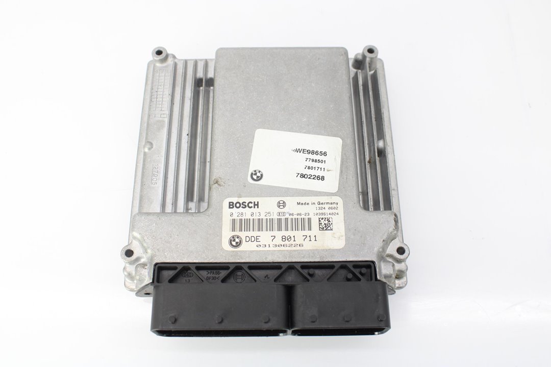 Engine control unit (ECU) BMW X3 (E83) 2.0 d 10120966 | B-Parts