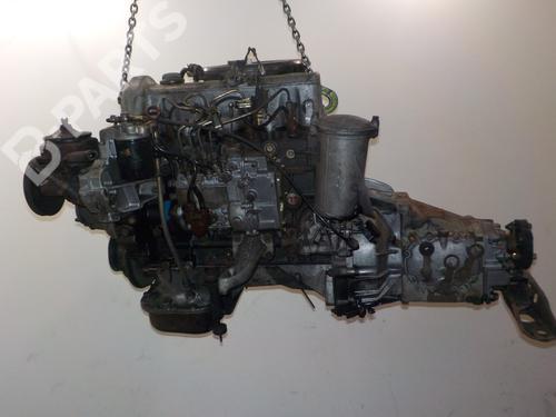 Engine MERCEDES-BENZ 123 Saloon (W123) 200 D (123.120) 9574653 | B-Parts