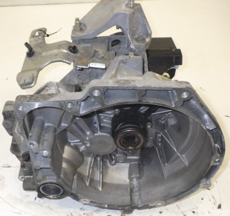 Manual gearbox MAZDA 2 (DE_, DH_) 1.6 MZ-CD 3259917 | B-Parts