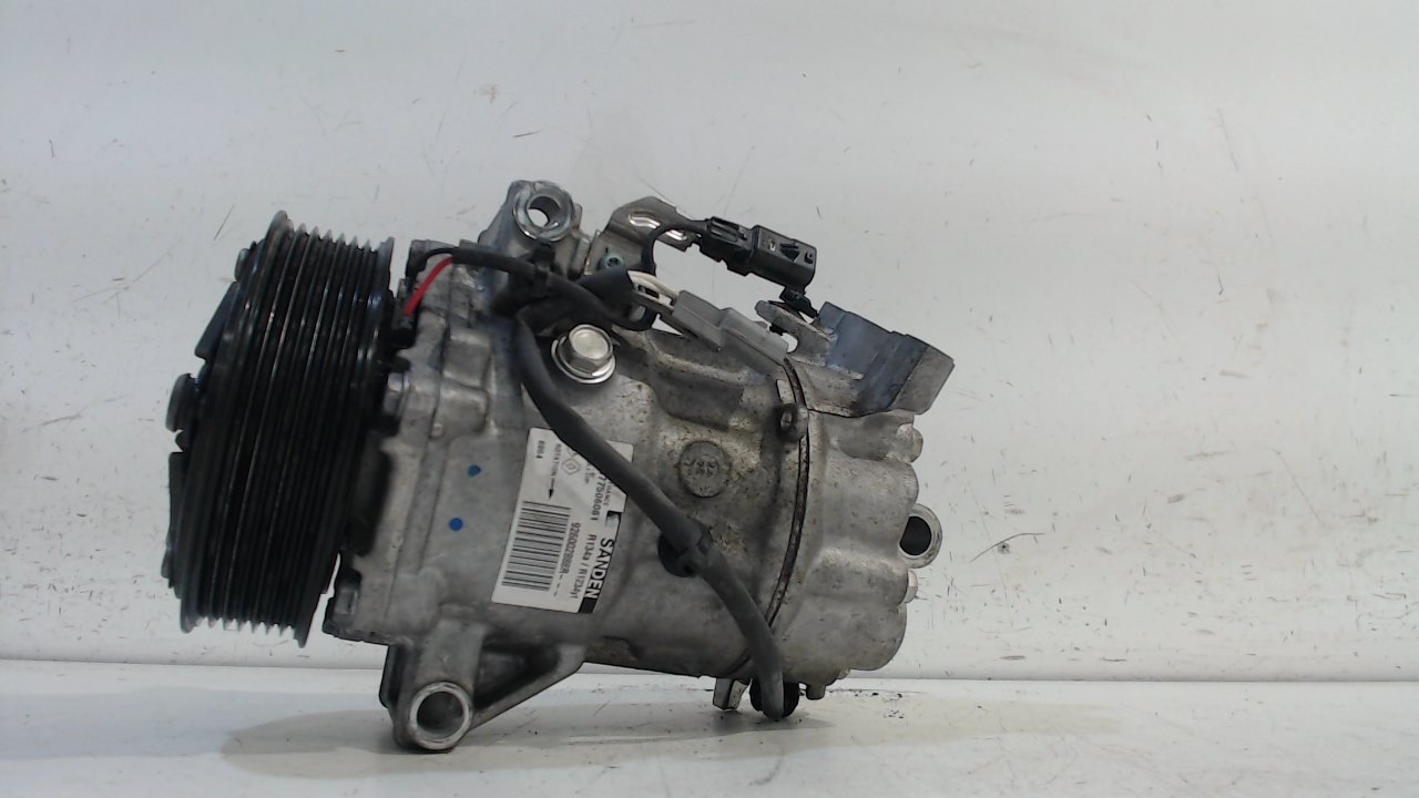 Compressor A/A RENAULT CAPTUR II TCe 130 (HFMF) 10704293 | B-Parts