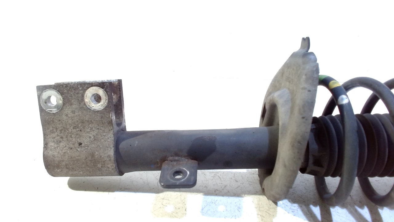 Left front suspension arm PEUGEOT 3008 MPV (0U_) 1.6 HDi 8047235 | B-Parts