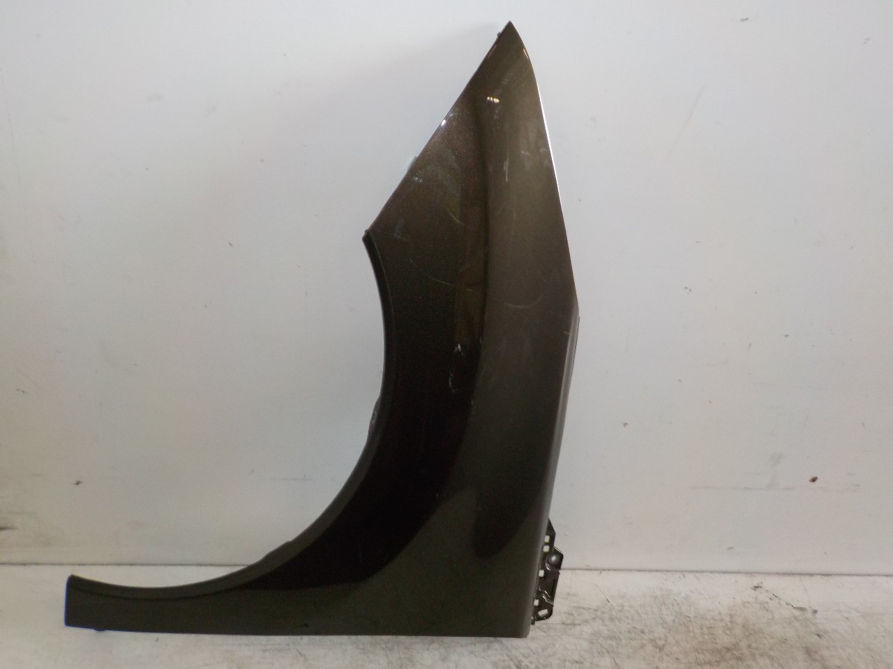 Left front fenders PEUGEOT 3008 MPV (0U_) 1.6 HDi 9737815 | B-Parts