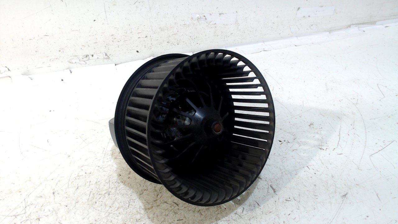 Heater blower motor FORD KUGA I 2.0 TDCi 7079868 | B-Parts