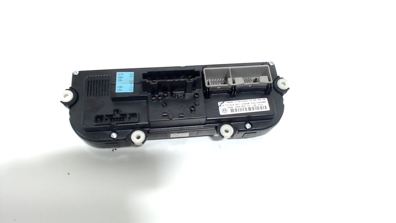 Climate control VW GOLF VI (5K1) 1.6 TDI 7983492 | B-Parts
