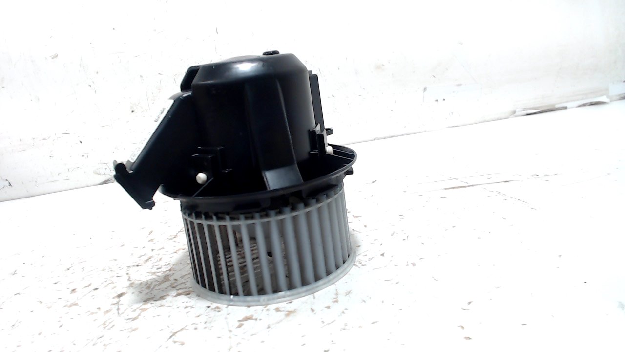 Heater blower motor RENAULT TWINGO III (BCM_) 1.0 SCe 70 7991795 | B-Parts