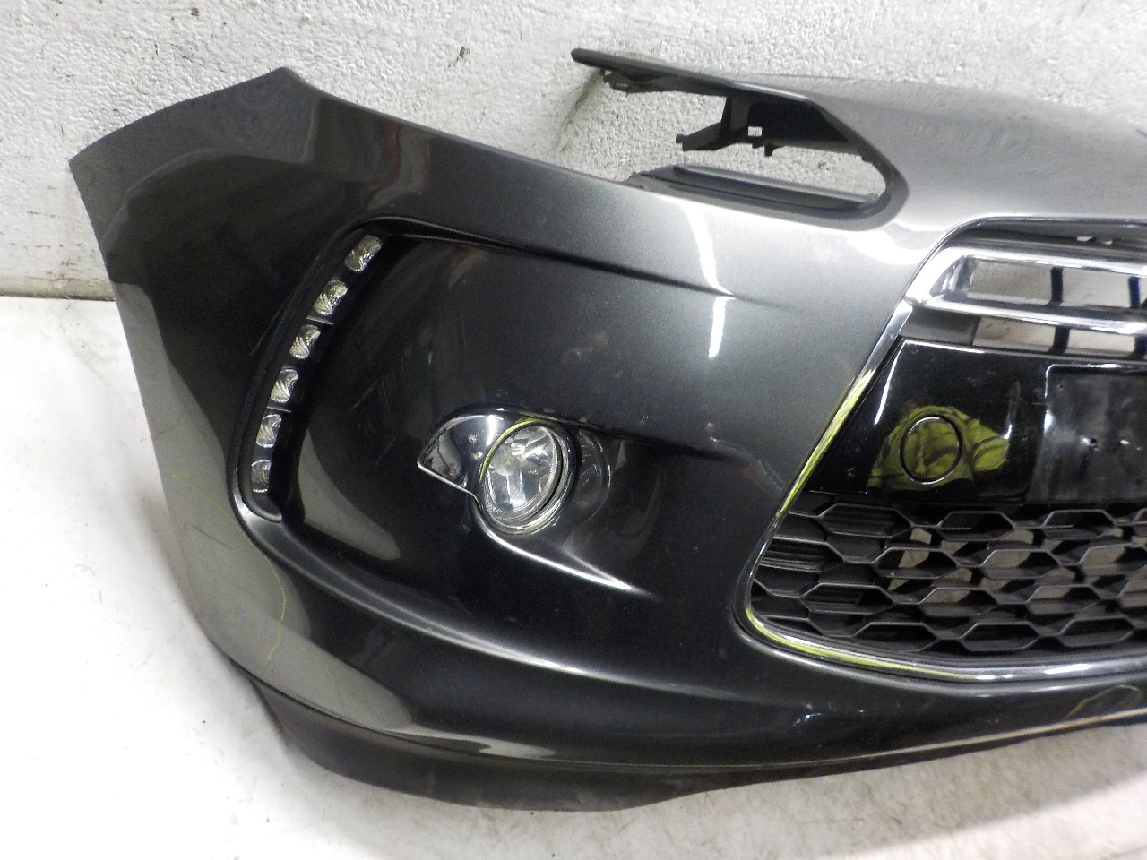 Front bumper CITROËN DS3 1.4 HDi 70 | B-Parts
