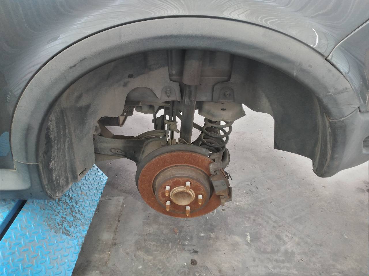 Rear left wheel arch trim VOLVO C30 (533) 2.0 D 9411949 | B-Parts