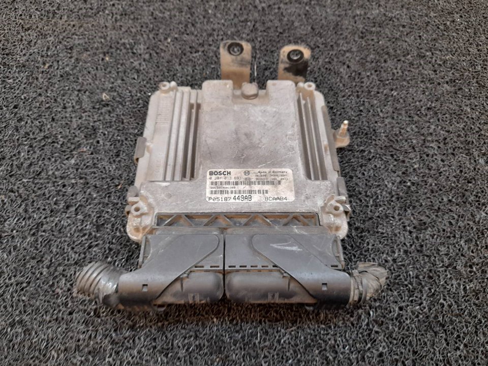 Engine control unit (ECU) DODGE CALIBER 2.0 CRD 7994887 | B-Parts