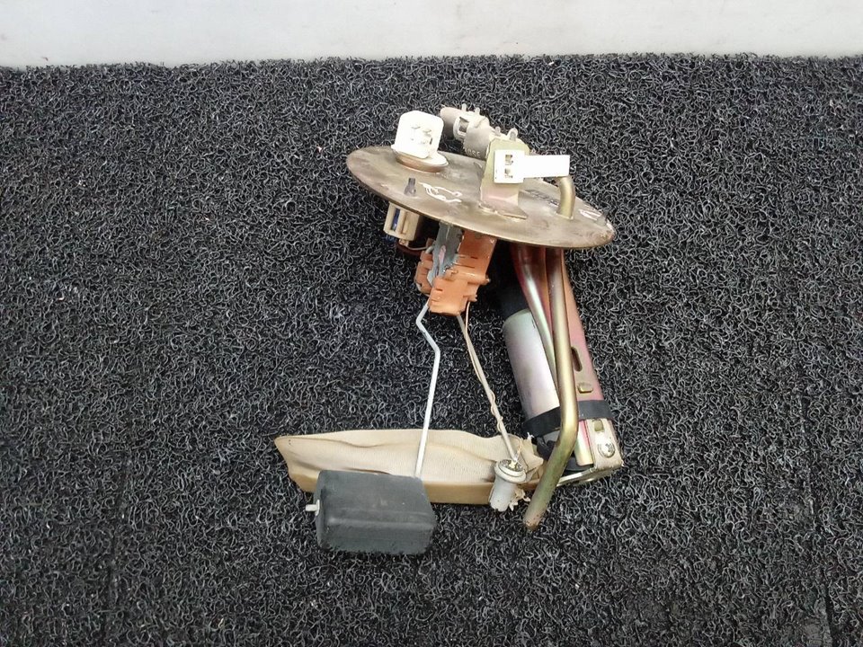 Fuel pump MAZDA 323 C V (BA) 1.8 16V (BA8P) 9212610 | B-Parts