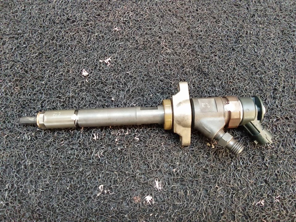 Injector PEUGEOT 407 SW (6E_) 1.6 HDi 110 9286157 | B-Parts