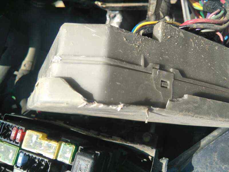 Fuse box NISSAN NOTE (E11, NE11) 1.4 4419446 | B-Parts