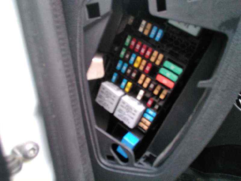 Fuse box DACIA DUSTER (HS_) 1.2 TCe 125 4x4 4437692 | B-Parts