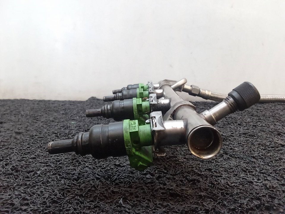 Injection rail MERCEDES-BENZ CLK (C209) 200 Kompressor (209.342 ...