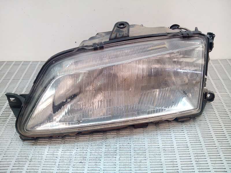 Phare gauche PEUGEOT 306 Hatchback (7A, 7C, N3, N5) 1.9 D 129791 | B-Parts
