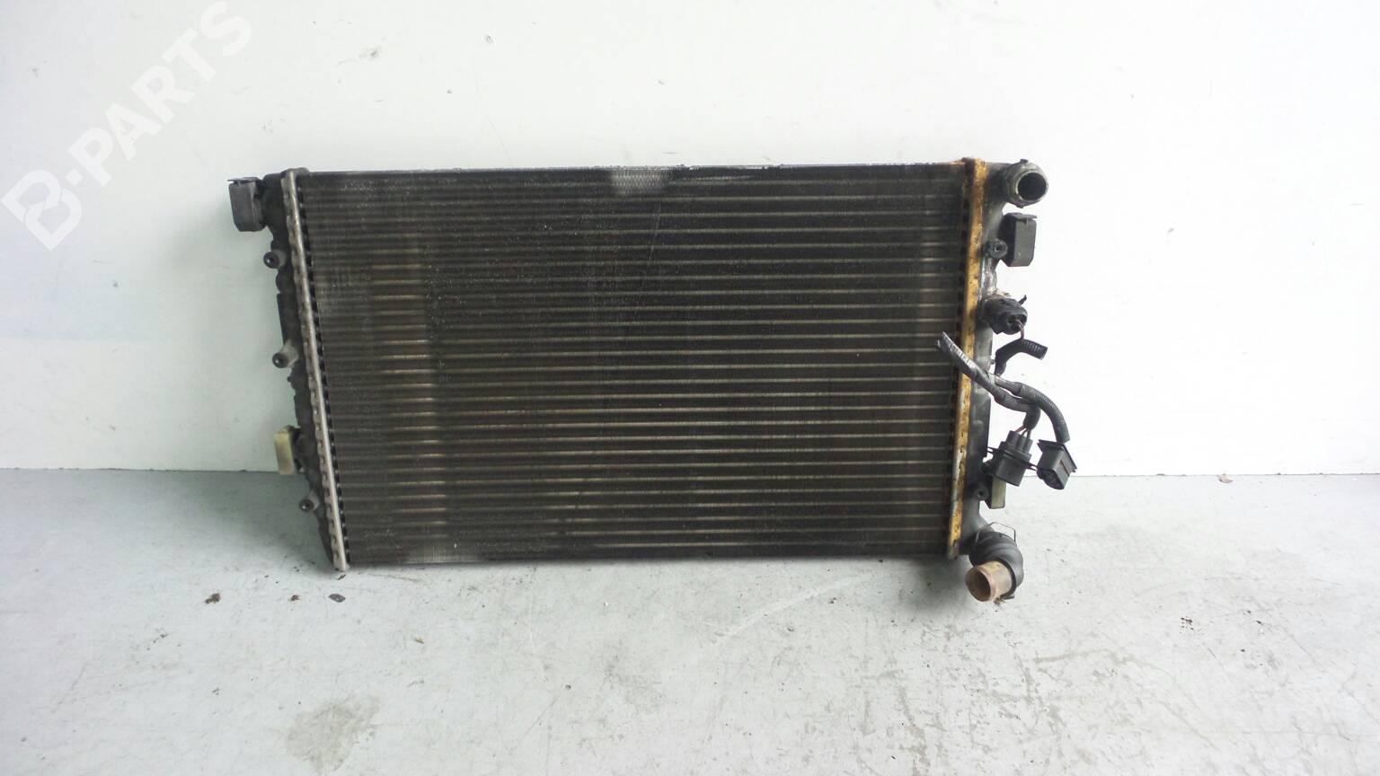 Water radiator VW POLO (9N_) | B-Parts