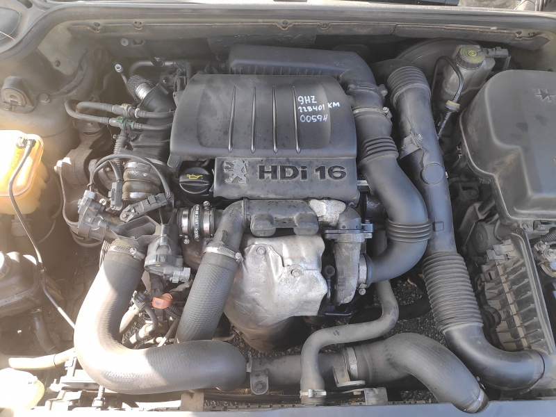 Engine PEUGEOT 407 (6D_) 4797684 | B-Parts