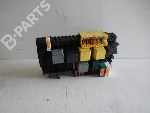 Fuse box MERCEDES-BENZ A-CLASS (W176) A 180 CDI / d (176.012) 4743730 ...