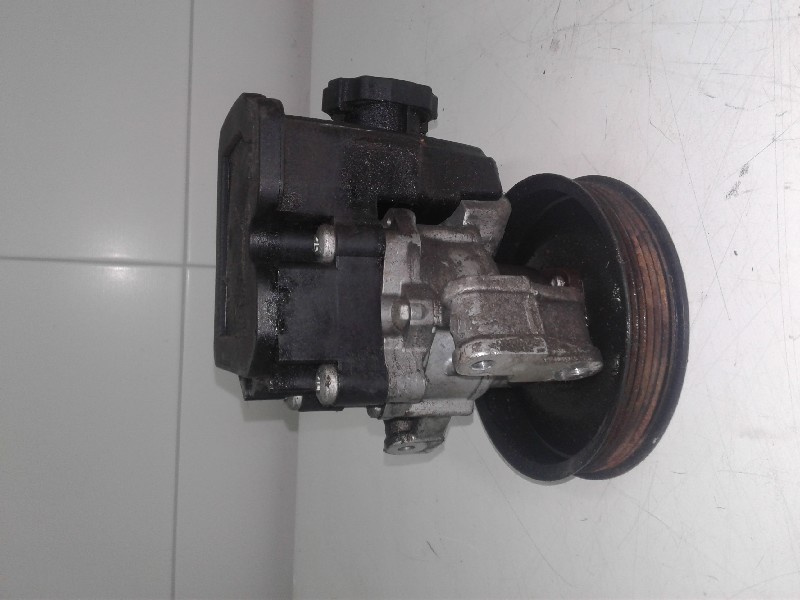 Bomba de direcção MERCEDES-BENZ VITO / MIXTO Van (W639) 111 CDI (639. ...
