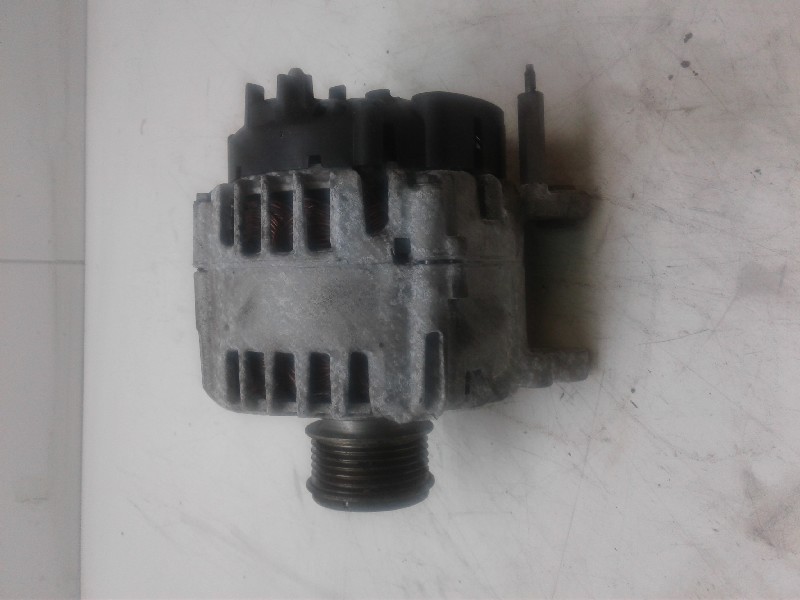 Alternator VW GOLF VI (5K1) 1.6 TDI | B-Parts