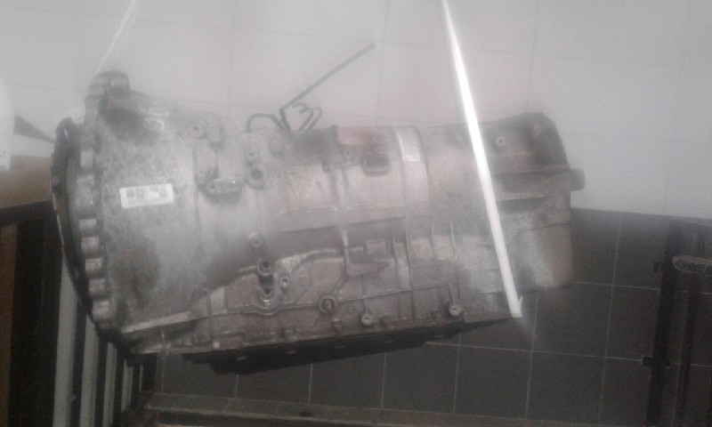 Manual gearbox LAND ROVER RANGE ROVER III (L322) 4.4 D 4x4 4712902 | B ...