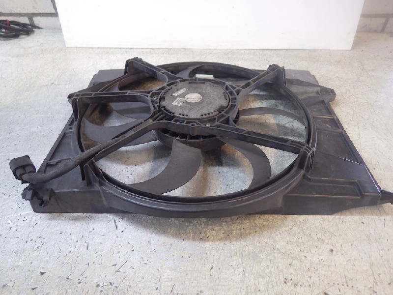 Radiator fan MERCEDES-BENZ S-CLASS (W221) S 320 CDI (221.022, 221.122 ...