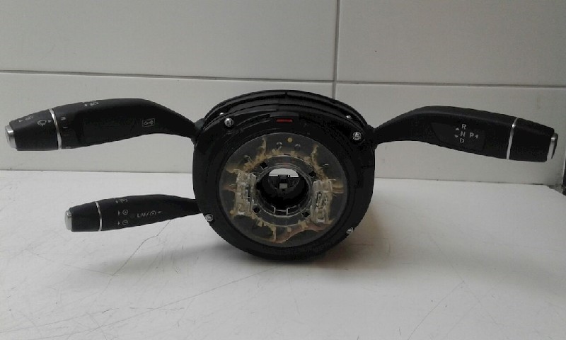 Switch MERCEDES-BENZ CLA Coupe (C117) CLA 200 (117.343) 4961017 | B-Parts