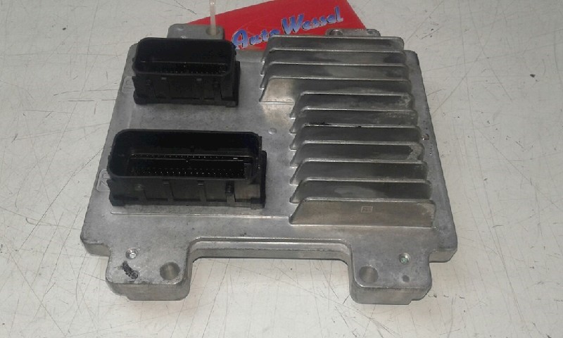 Engine control unit (ECU) OPEL MERIVA B MPV (S10) 1.4 (75) OPEL ...