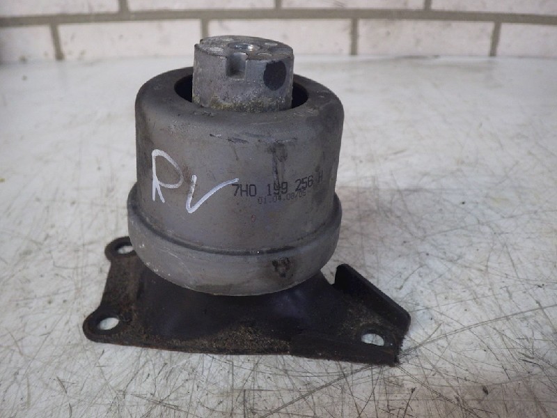 Engine mount VW TRANSPORTER T5 Van (7HA, 7HH, 7EA, 7EH) 2.5 TDI 9099351 ...