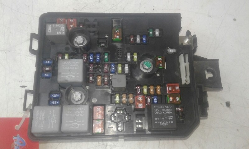 Fuse box OPEL MOKKA / MOKKA X (J13) 1.6 (_76) 4752219 | B-Parts