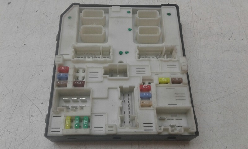Fuse box RENAULT ZOE (BFM_) ZOE 4751539 | B-Parts