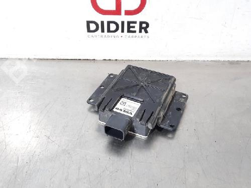 Centralina VOLVO V60 I (155) D4 6767998 | B-Parts