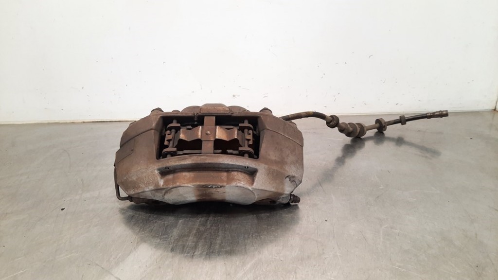 Right front brake caliper AUDI Q5 (8RB) 2.0 TDI quattro 15235135 | B-Parts