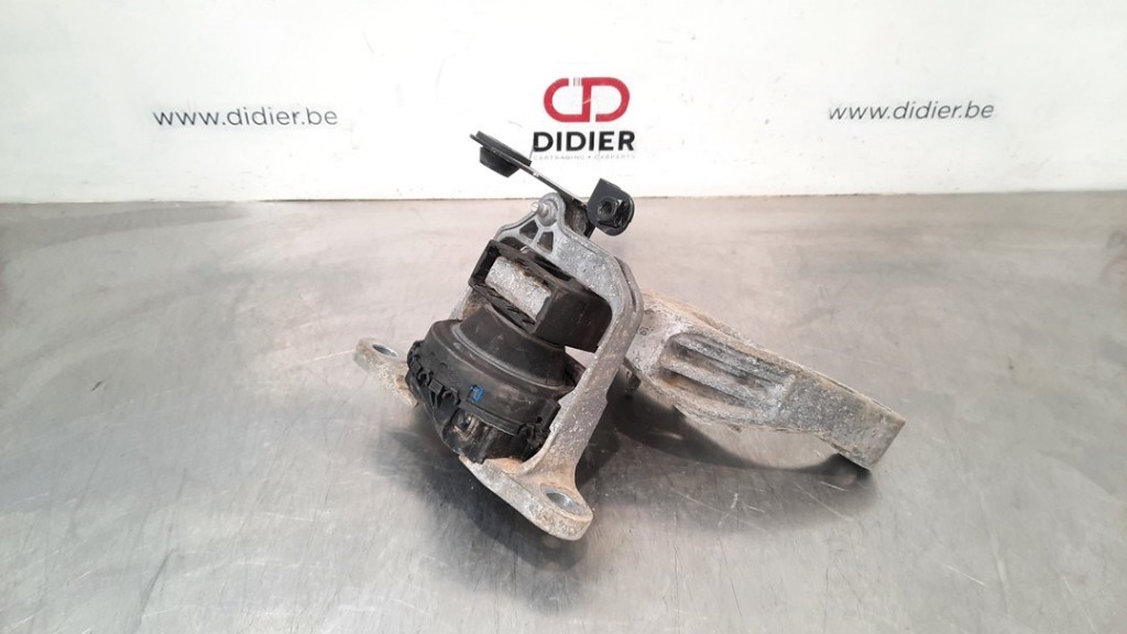 Engine mount RENAULT TRAFIC III Van (FG_) 2.0 dCi 120 (FGMN) 10894695 ...