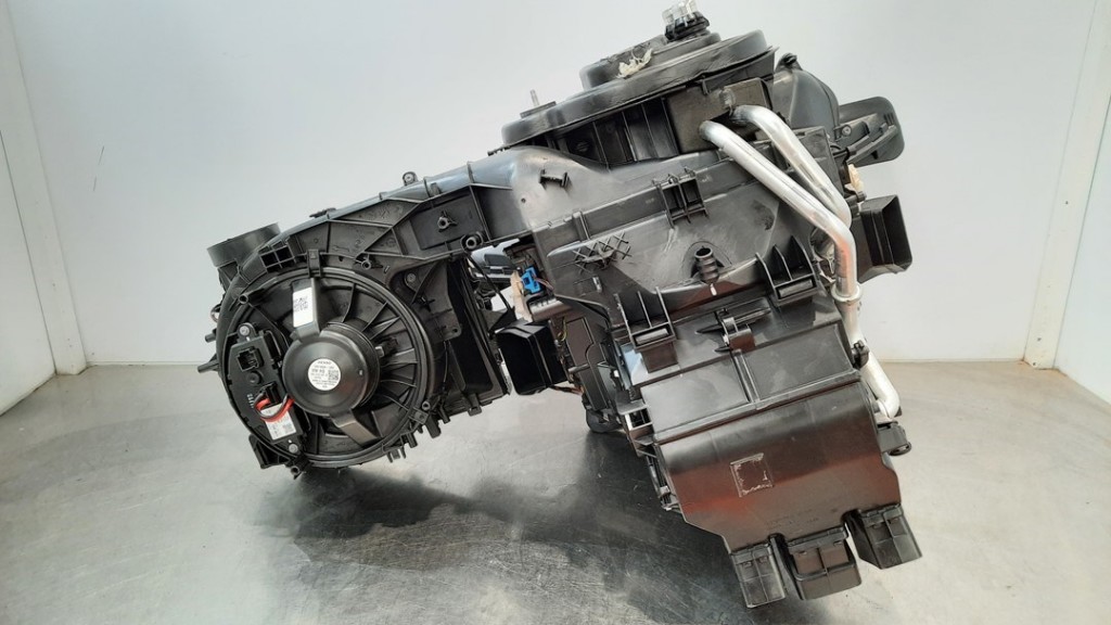 Heater matrix box VW PASSAT B8 (3G2, CB2) 1.6 TDI 15033754 | B-Parts