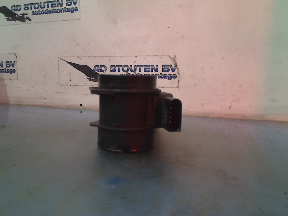 Mass air flow sensor MERCEDES-BENZ C-CLASS (W203) C 200 Kompressor (203 ...