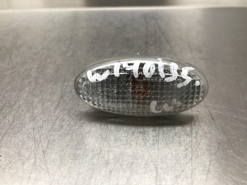 Left side indicator MAZDA 2 (DE_, DH_) 1.3 (DE3FS) 11778926 | B-Parts