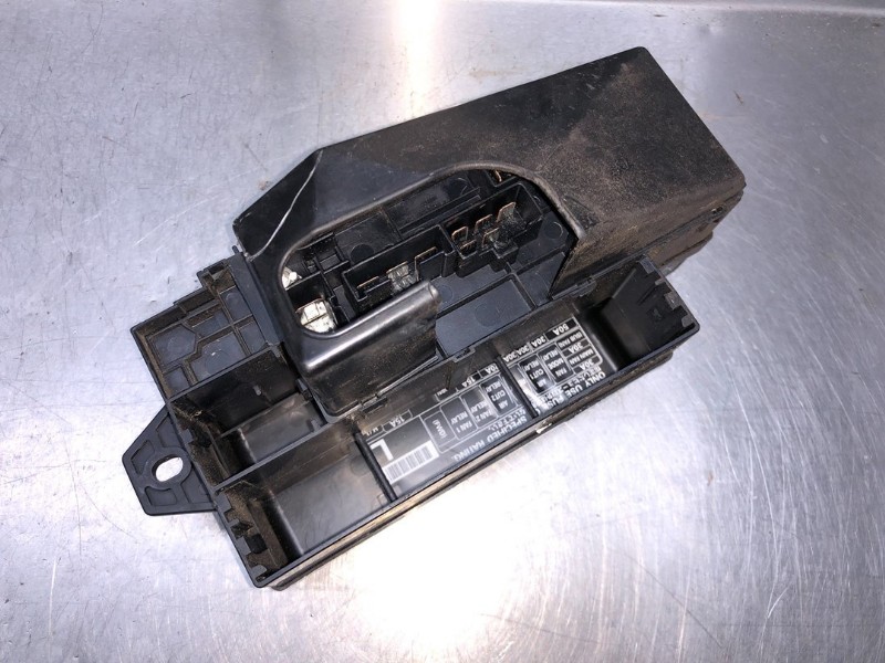 Fuse box SUBARU FORESTER (SG_) 2.0 X AWD (SG5) 11082428 | B-Parts